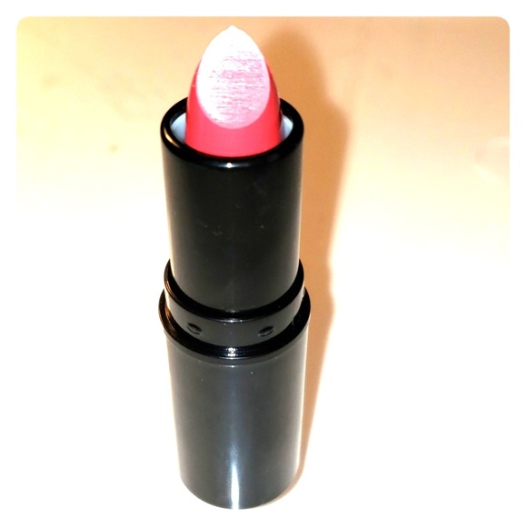 Max Studio | Makeup | Fushia Pink Matt Lipstick | Poshmark